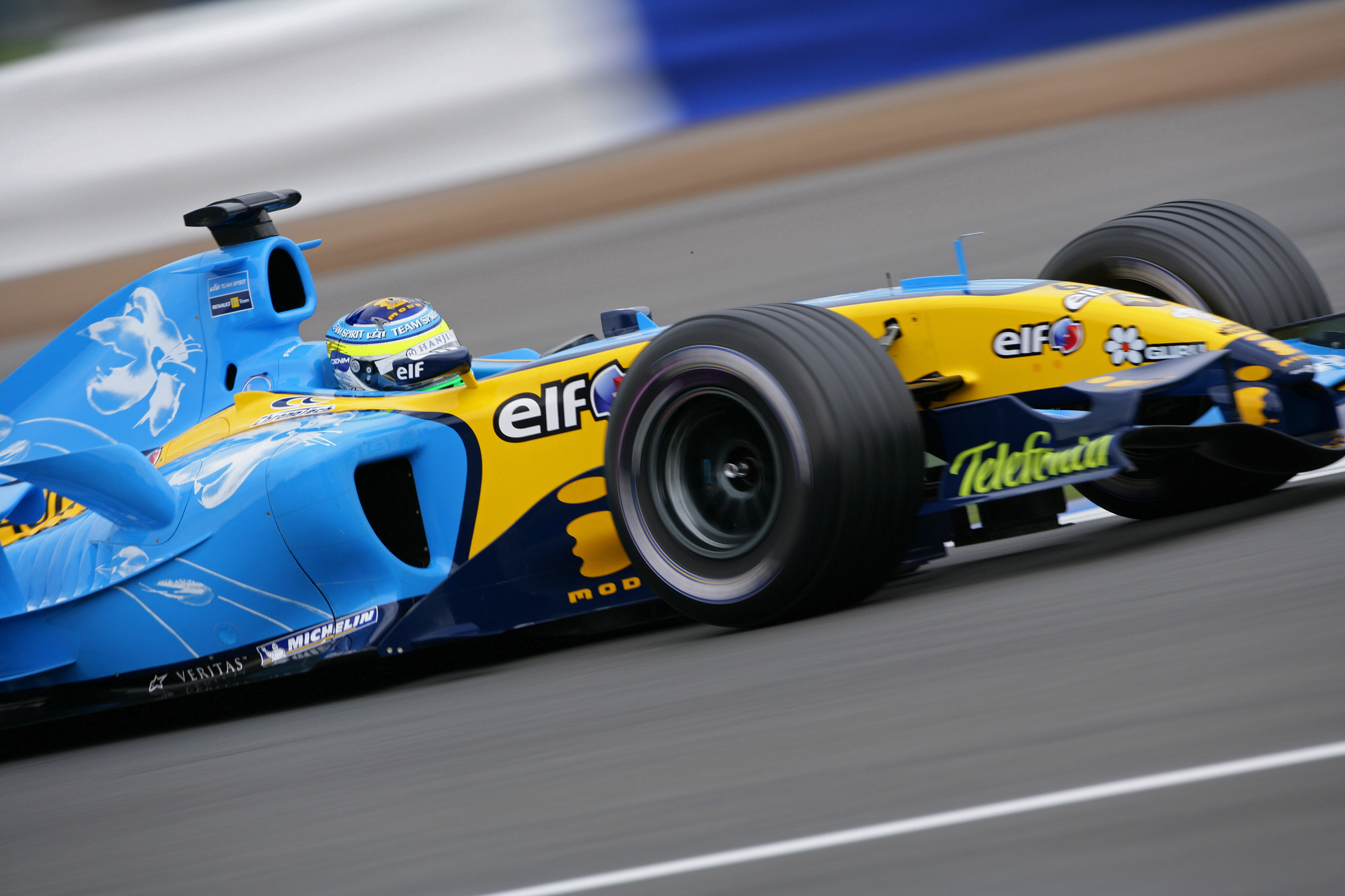 le 24 août 2003 - Fernando Alonso devient le plus jeune vainqueur d'un ...