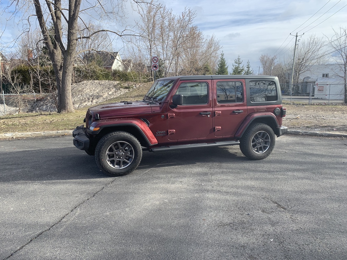Jeep Wrangler Unlimited Sport 80e anniversaire – L'annuel de l'automobile