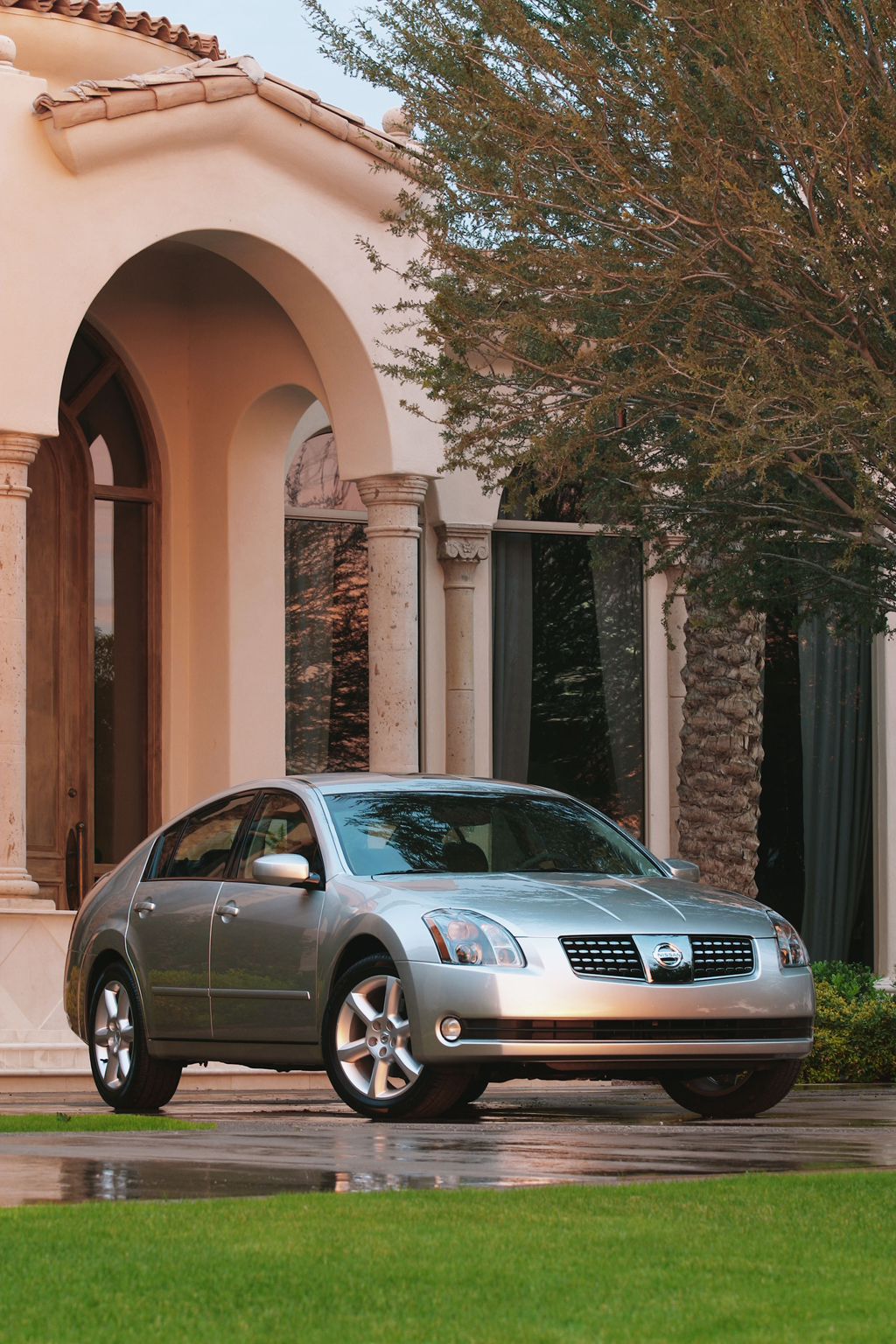 Nissan Maxima 2004 – L'annuel de l'automobile