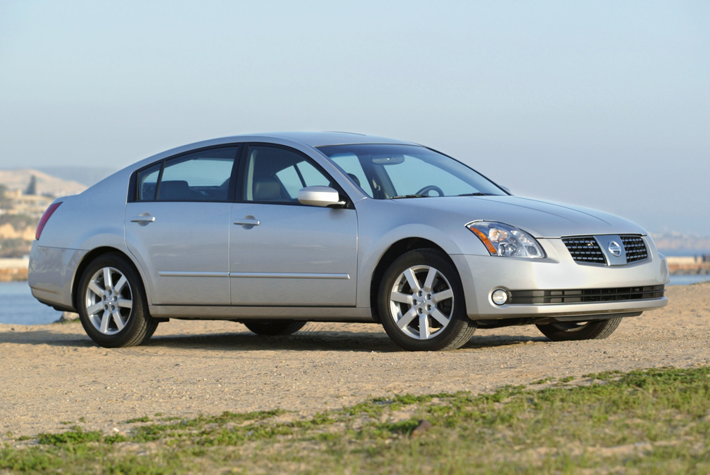 Nissan Maxima 2004 – L'annuel de l'automobile