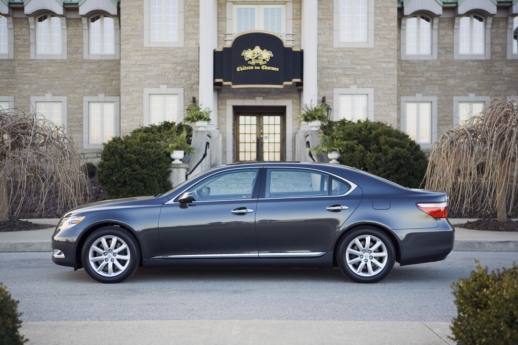 Lexus LS 2012 – L'annuel de l'automobile