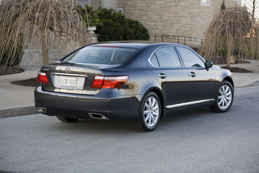 Lexus LS 2012 – L'annuel de l'automobile
