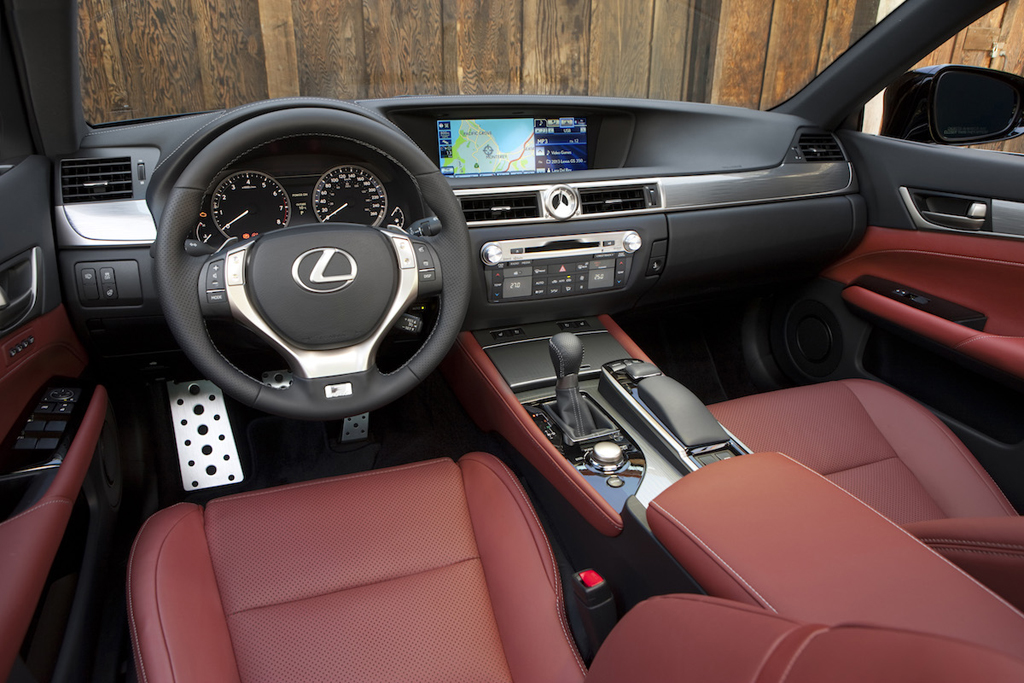 Lexus GS 2014 – L'annuel de l'automobile