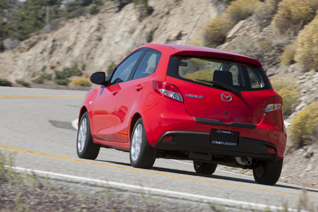 Mazda 2 2014 – L'annuel de l'automobile