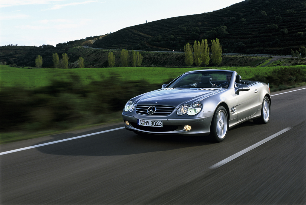Mercedes SL 2004 – L'annuel de l'automobile