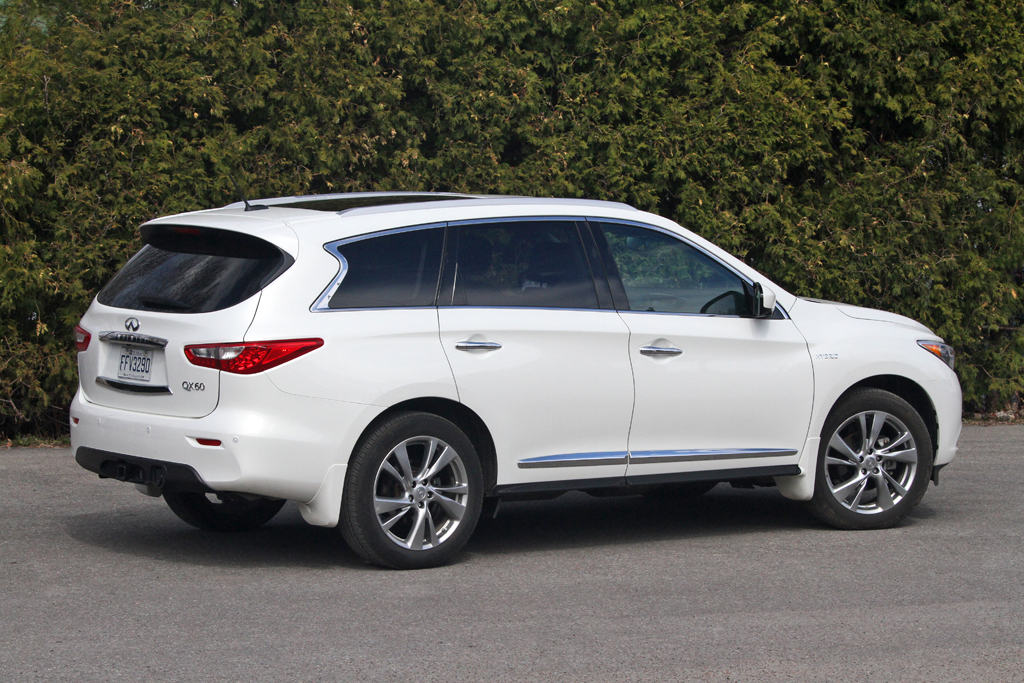 Infiniti QX60 2015 – L'annuel de l'automobile
