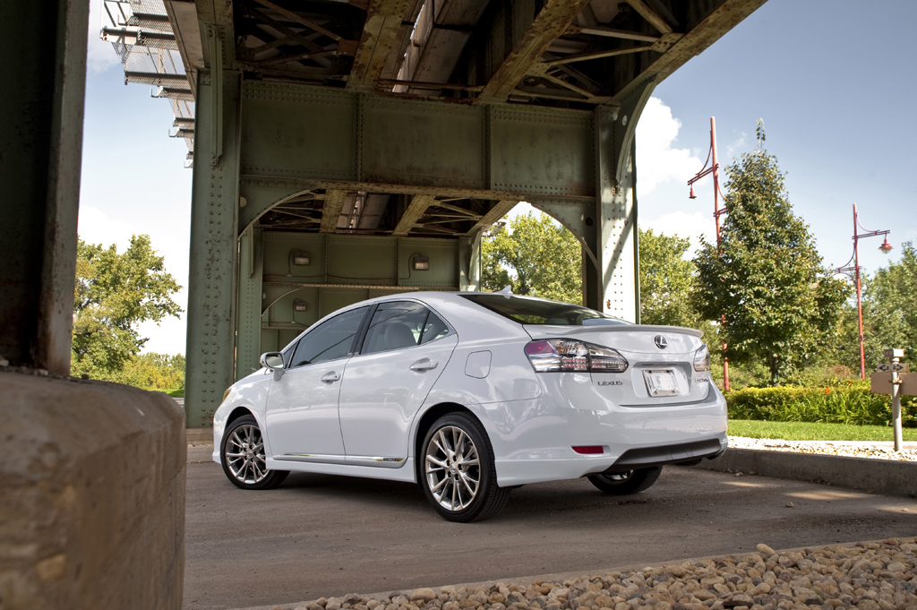 Lexus HS 250h 2012 – L'annuel de l'automobile