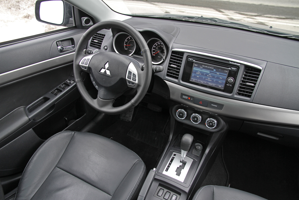Mitsubishi Lancer 2015 – L'annuel de l'automobile