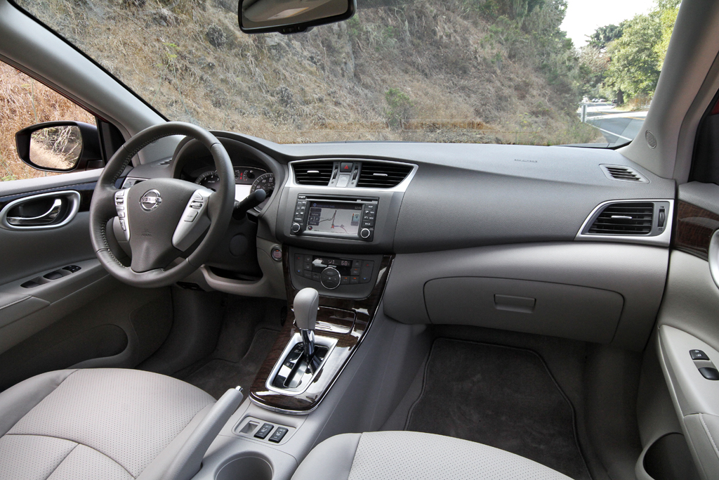 Nissan Sentra 2015 – L'annuel de l'automobile