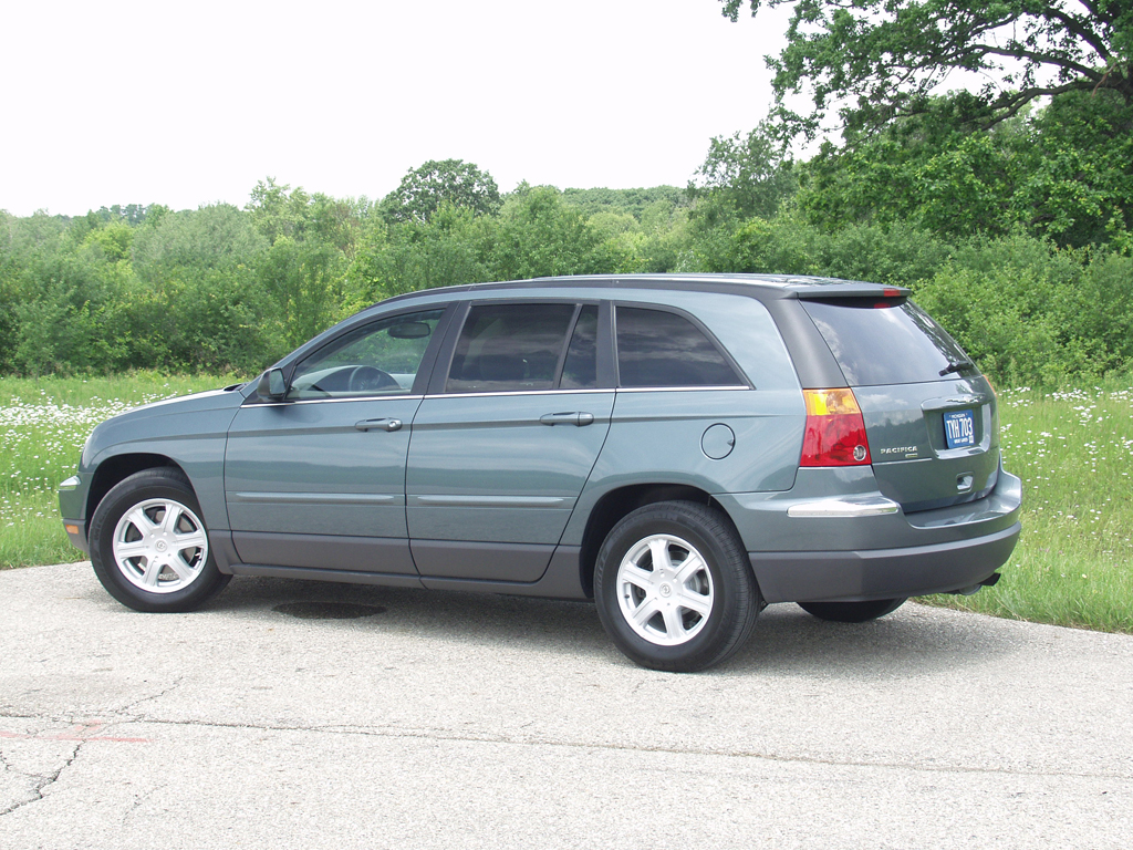 Chrysler Chrysler Pacifica 2005 – L'annuel de l'automobile