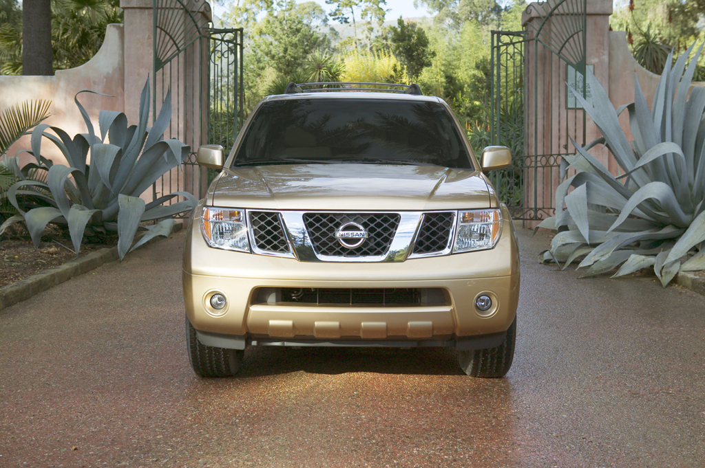 Nissan Pathfinder 2005 – L'annuel de l'automobile