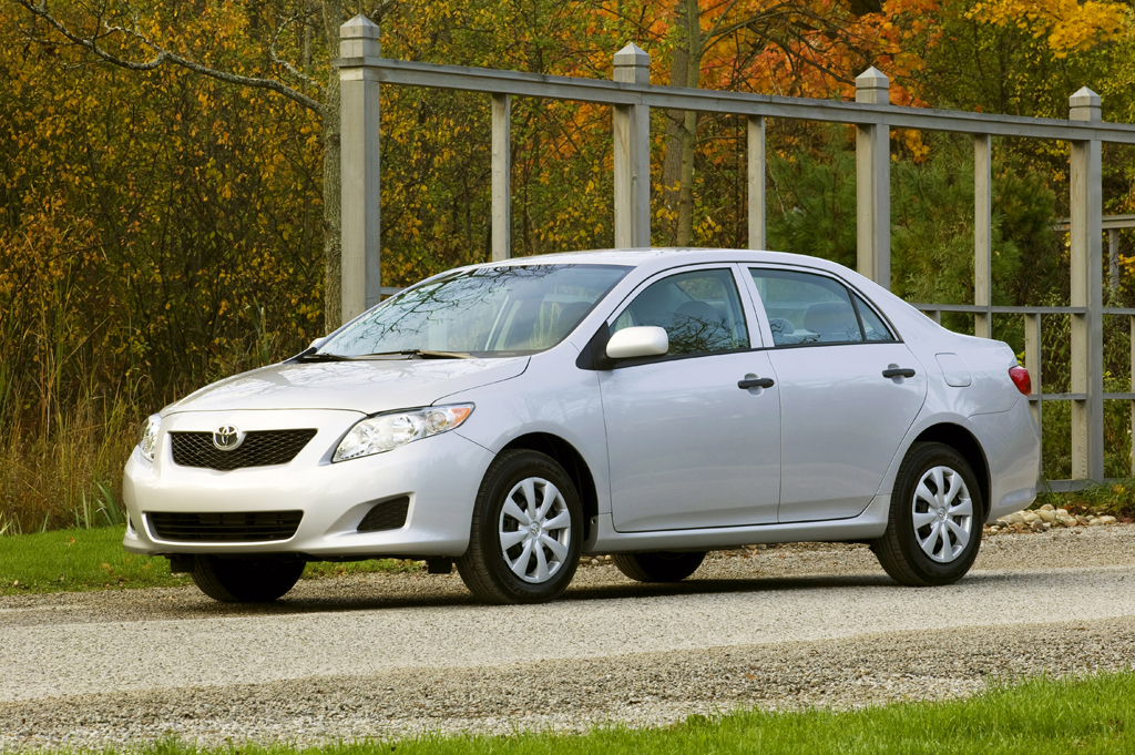 Toyota Corolla 2013 – L'annuel de l'automobile