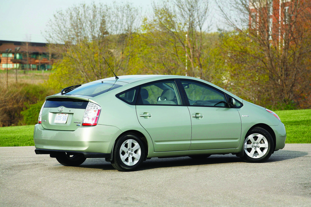 Toyota Prius 2008 – L'annuel de l'automobile