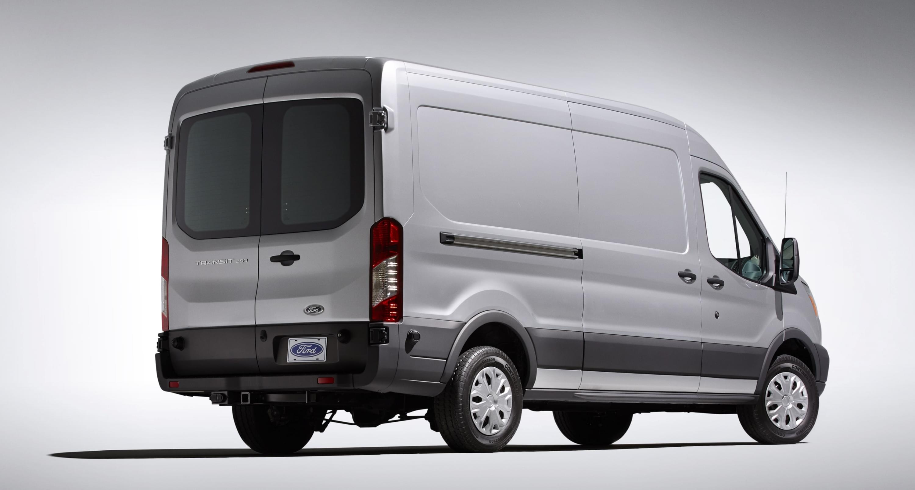 Ford Transit Connect 2011 - 2016, Ford Transit connect 2013 – L'annuel ...