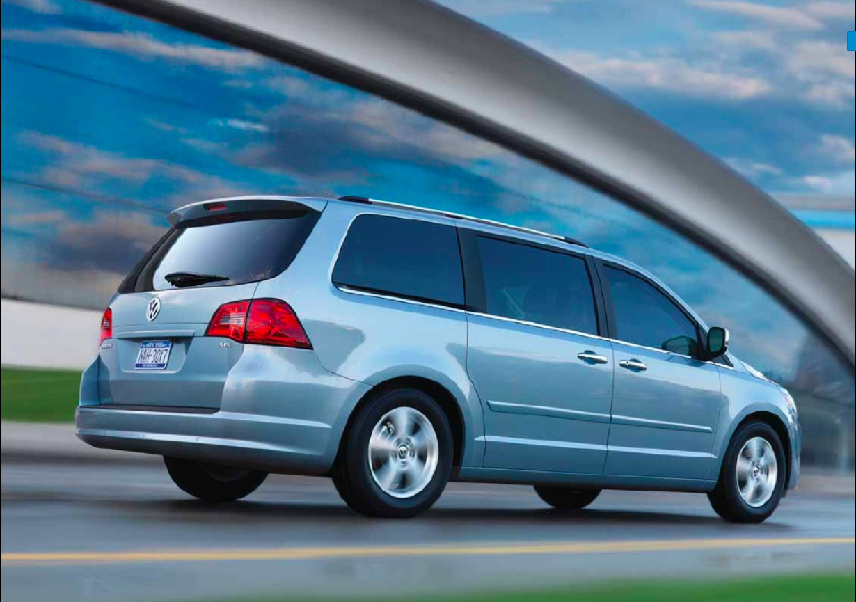 Volkswagen Routan 2011 - 2013 – L'annuel de l'automobile